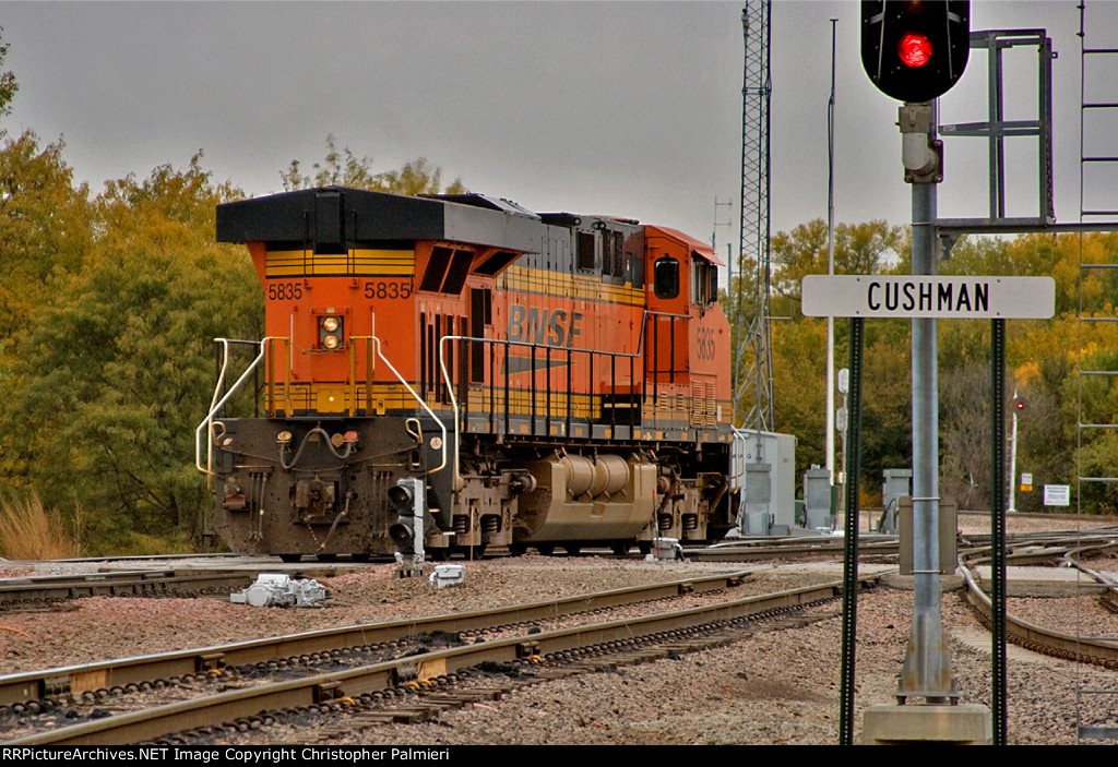BNSF 5835